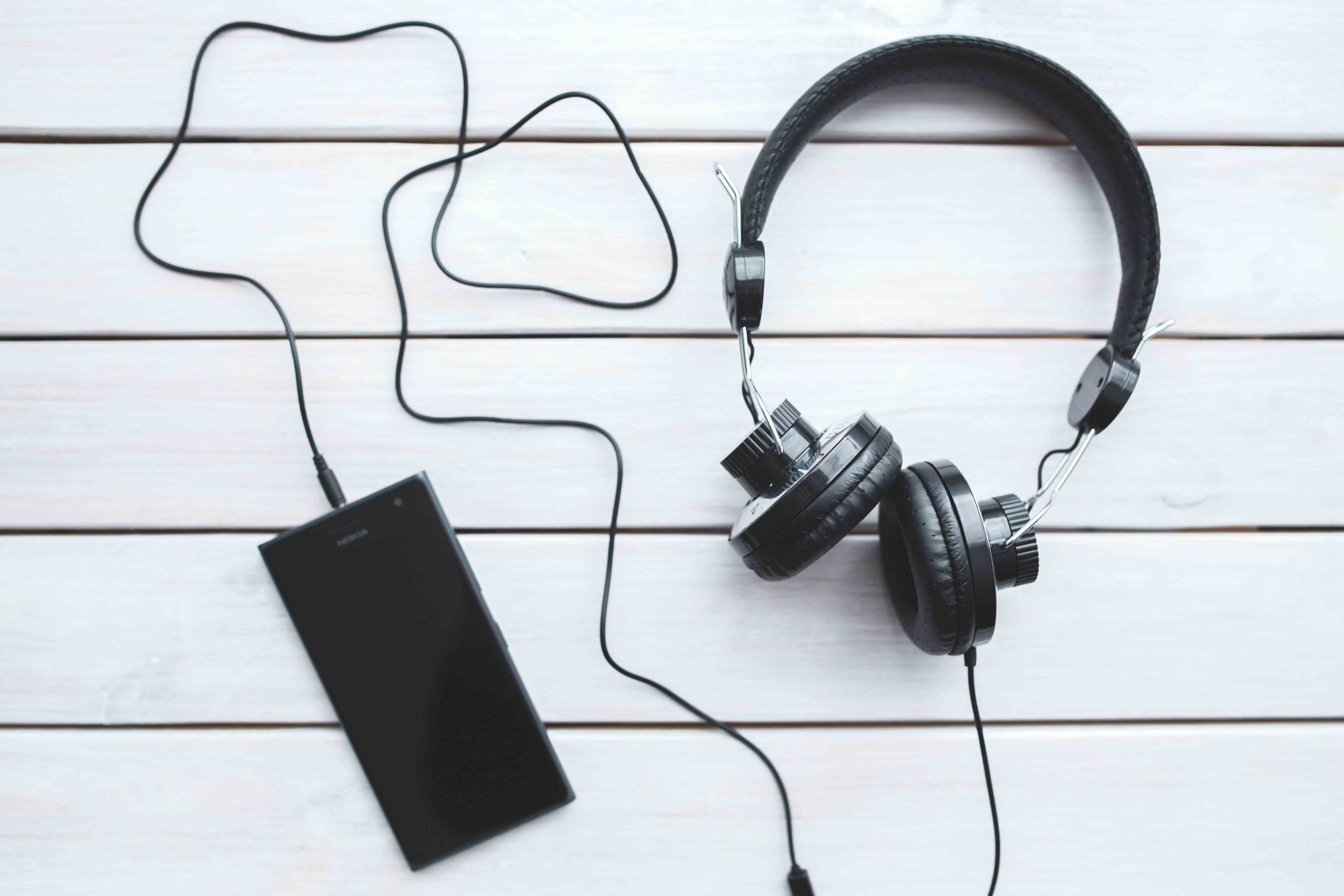 C1 Business Higher Listening Header | BEC Exam Guide